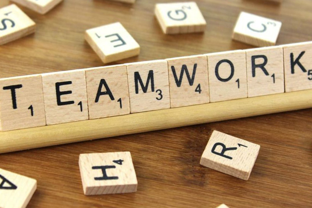 Careers – Revolving Networks